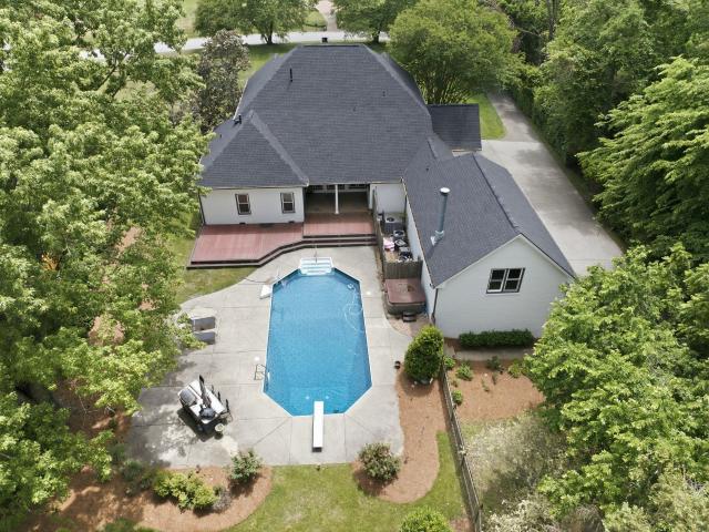 424 Martingale Dr