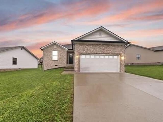 424 Middle Creek Way, Berea, KY 40403