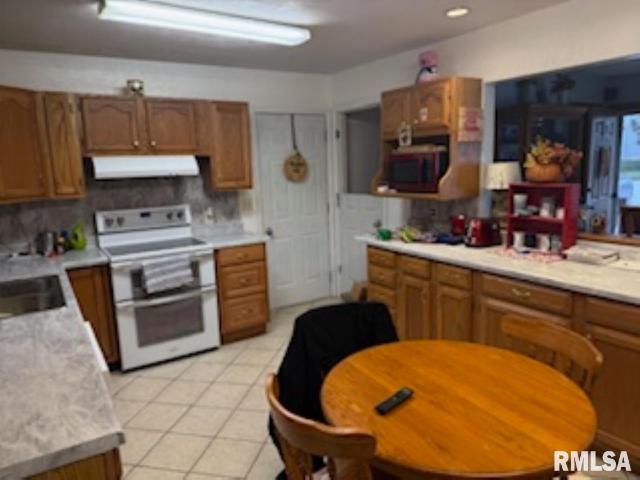 424 NOEL Court