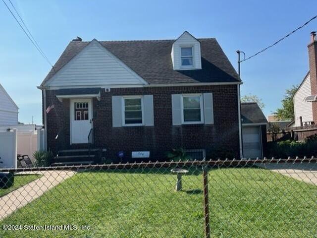 424 Netherland Ave, Staten Island, NY 10303