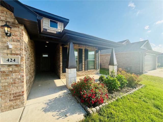 424 NW 59 Avenue