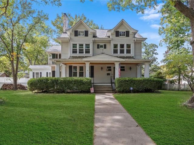424 S Elm Street
