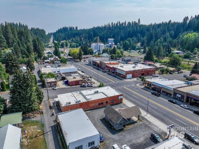 424 S Main St