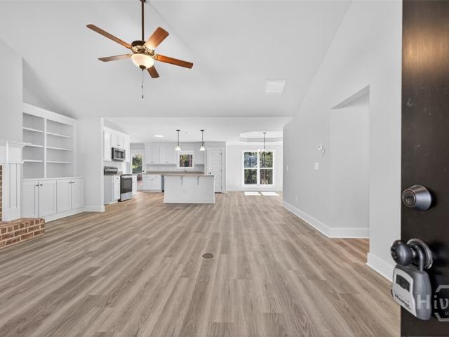 424 Seashell Court # 18