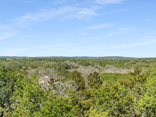 424 Shady Bluff Dr, Wimberley, TX 78676 | MLS #3280 | Compass