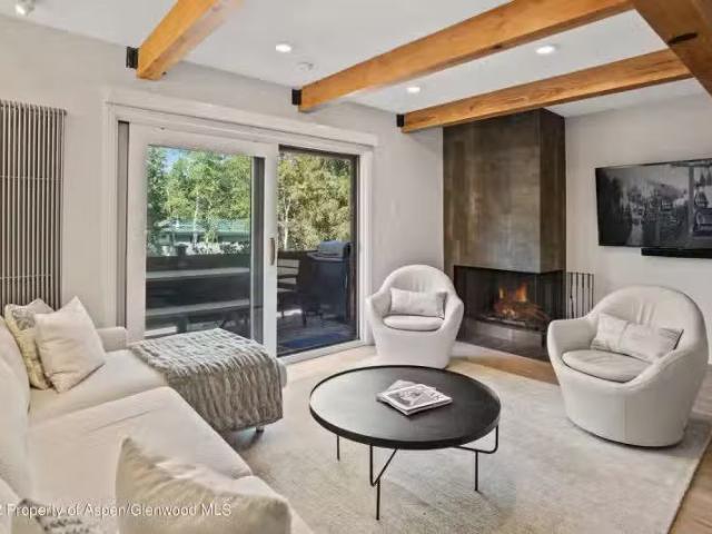 424 Park Circle, TH3, Aspen, CO 81611