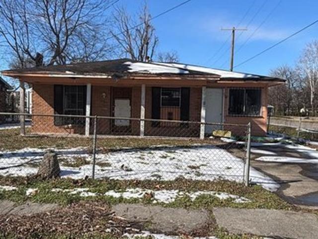 424 Persimmon St, Greenville, MS 38701