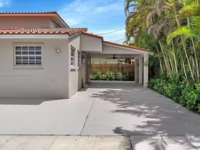 424 W 13th St, Hialeah, FL 33010 MLS A11789183