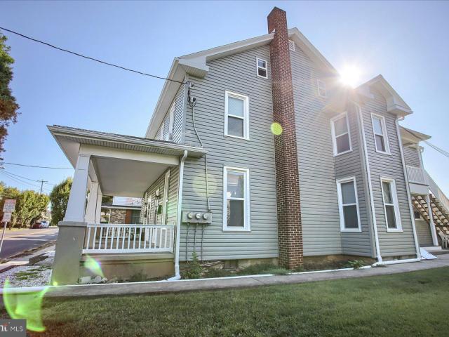 424 W Main St, Fl 1, Palmyra, PA 17078 | Compass