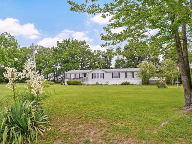 424 W Ragsdale St, Seymour, MO 65746