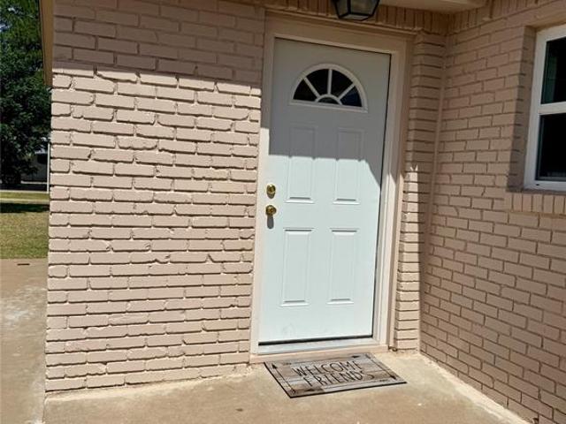 424 W Santa Fe Avenue