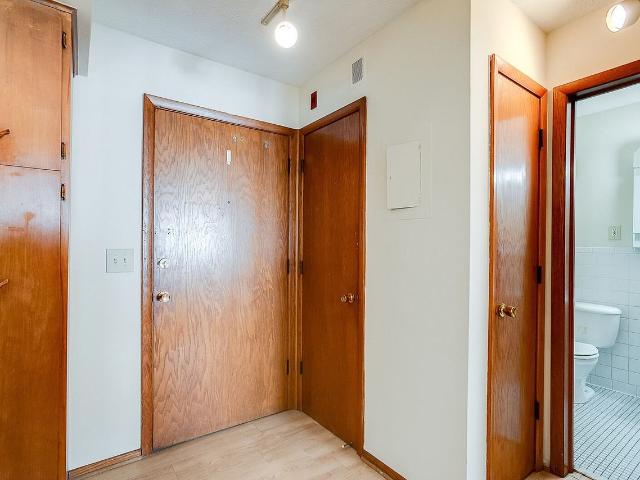 424 West 24th Street 1 Bedroom Apartment for Rent at 424 W 24th St, Minneapolis, MN 55405 Whittier