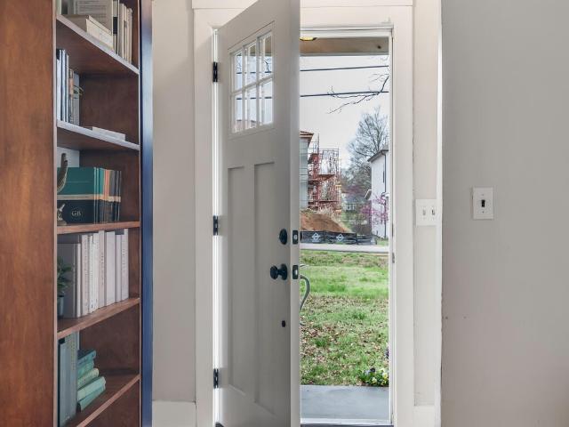 424 Westboro Dr, Nashville, TN 37209 | Compass