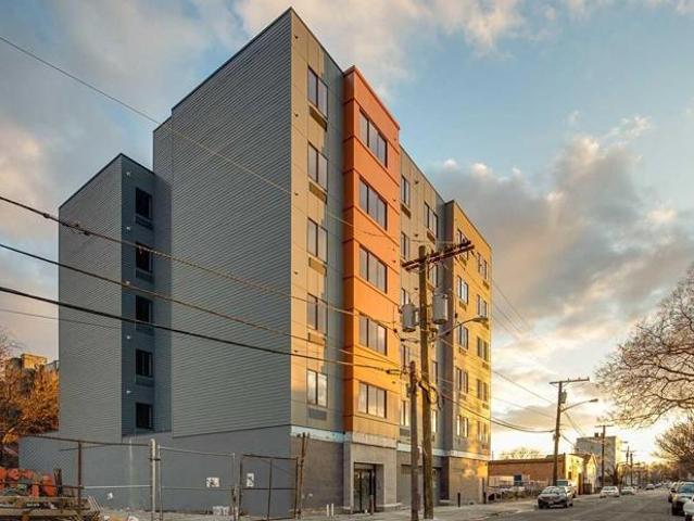 424 Whiton St #401 Jersey City, NJ 07304