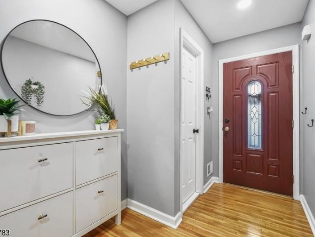 424 Tall Oak Ln
