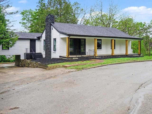 424 Vista Court