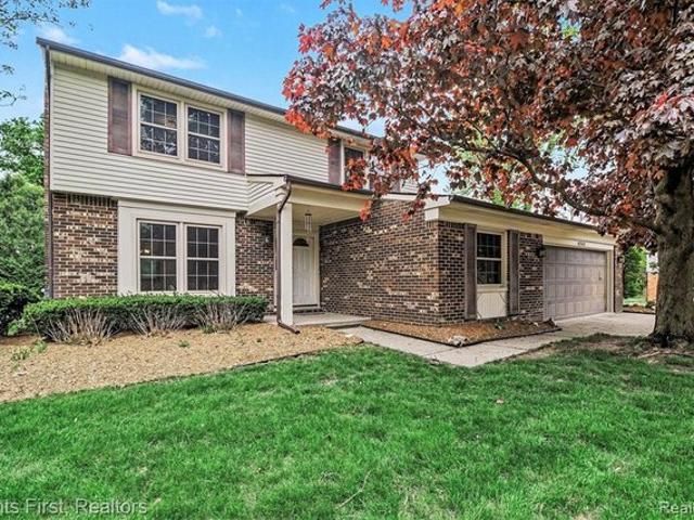 42542 Knollwood Ct, Northville Township, MI 48168