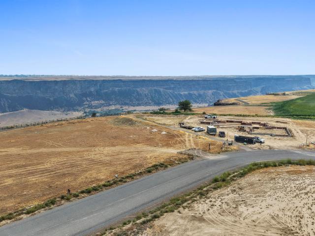 4254 N 2754 E