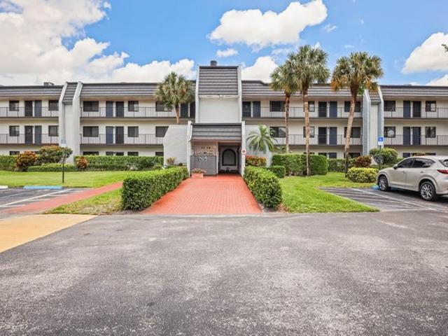 4254 Deste Ct Apt 208, Lake Worth, FL 33467