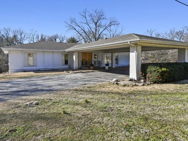 4254 E Ridgeview Dr, Springfield, MO 65809