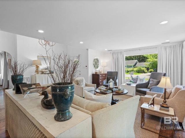 4254 Horloesther Court