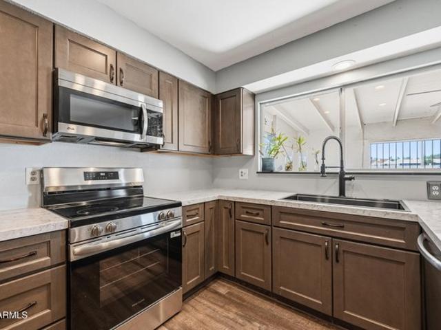 4254 W Camino Acequia, Phoenix, AZ 85051