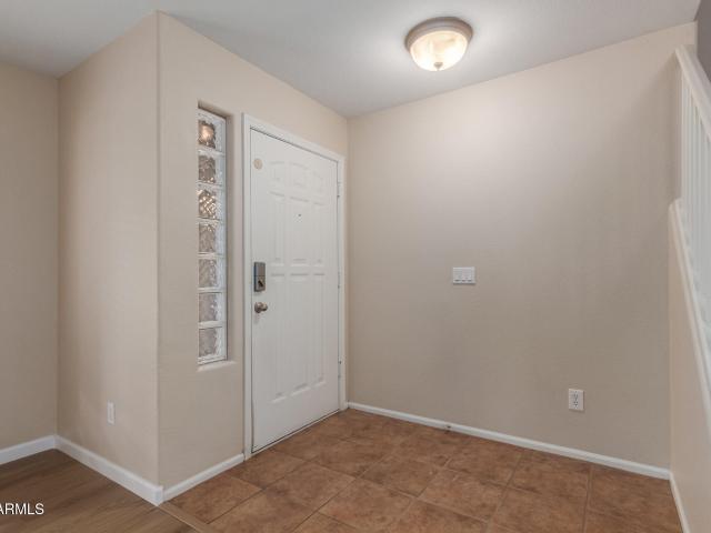 42556 W ANNE Lane