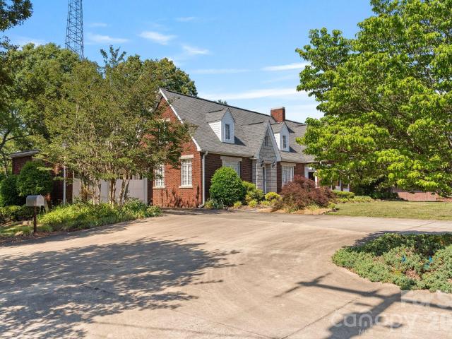 4255 NC Hwy 24/27 Highway E