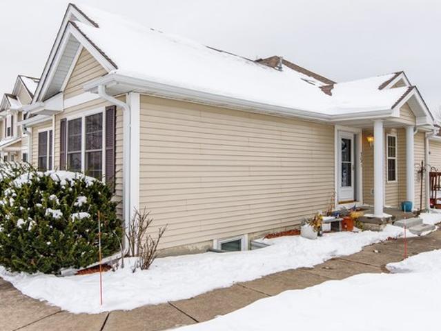 4255 Eisenhower Ln Unit 15, Ames, IA 50010
