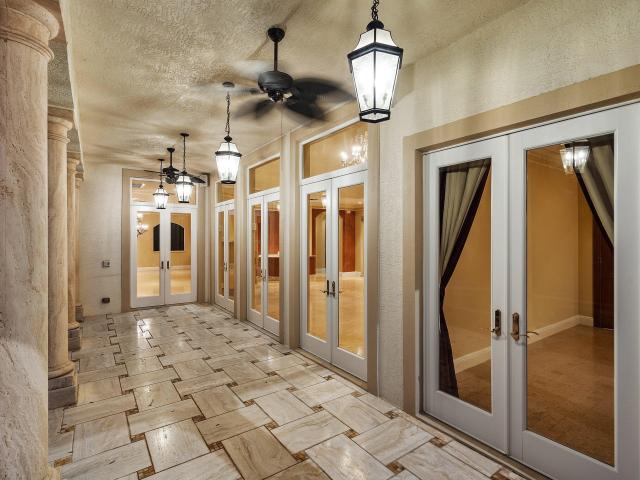 4255 Gleneagles Dr, Boynton Beach, FL 33436 | MLS #B26048