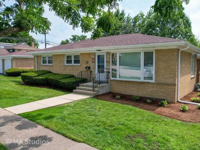 4256 Golf Rd, Skokie, IL 60076
