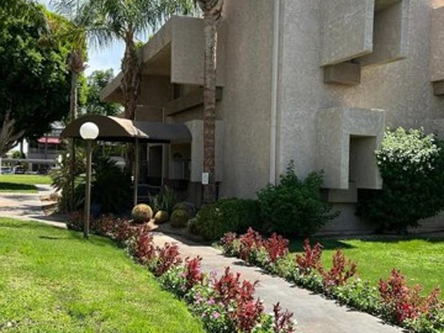 42575 Cook St, Palm Desert, CA 92211