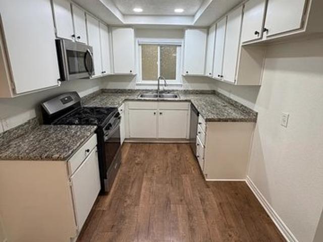 42575 Cook St, Palm Desert, CA 92211