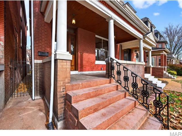 4257 Maryland Ave, St. Louis, MO 63108 | MLS #25079