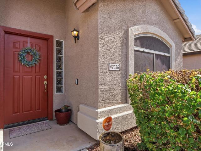42586 W Michaels Dr, Maricopa, AZ 85138 | MLS #7017 | Compass