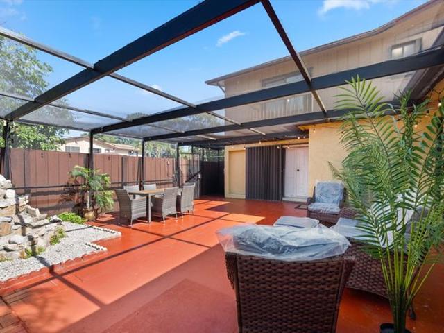 4258 S Landar Dr, Lake Worth, FL 33463