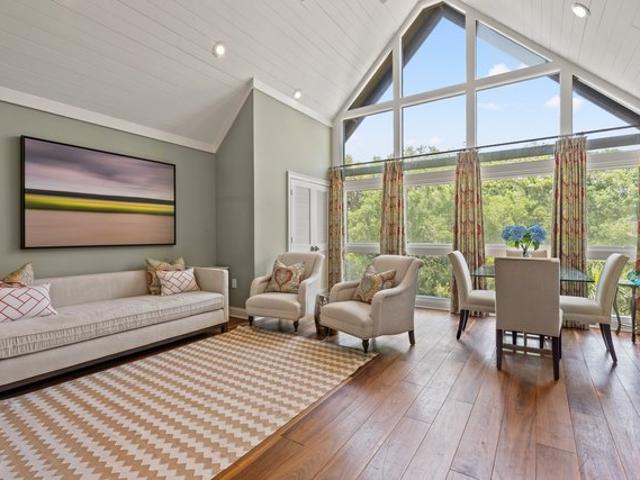 4259 Mariners Watch Dr, Kiawah Island, SC 29455