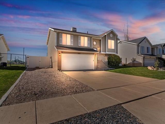 4259 W 5600 S, Roy, UT 84067