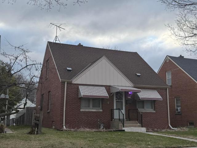 4250 N 49th St