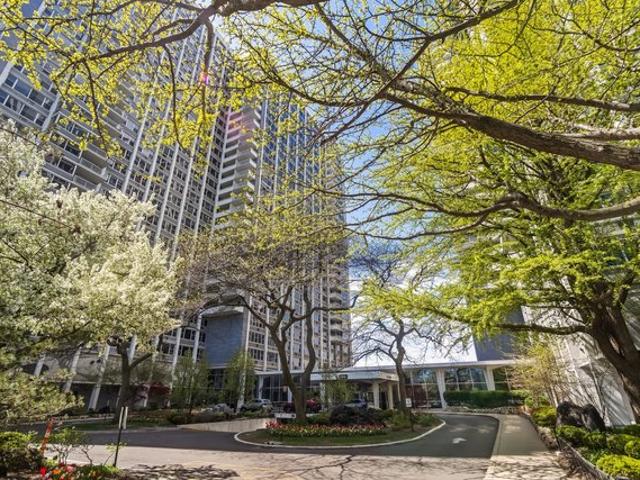 4250 N Marine Dr Apt 1830, Chicago, IL 60613