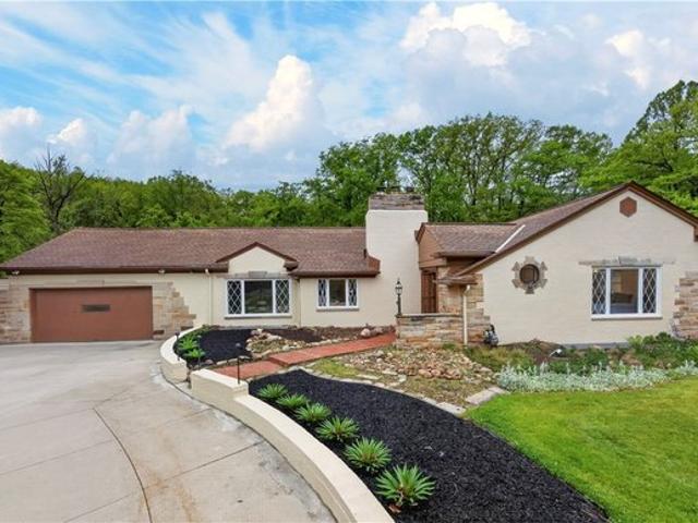 4250 Brainard Rd, Orange village, OH 44022
