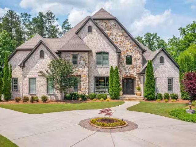 4250 GLASCOTT XING, HOOVER, AL 35226
