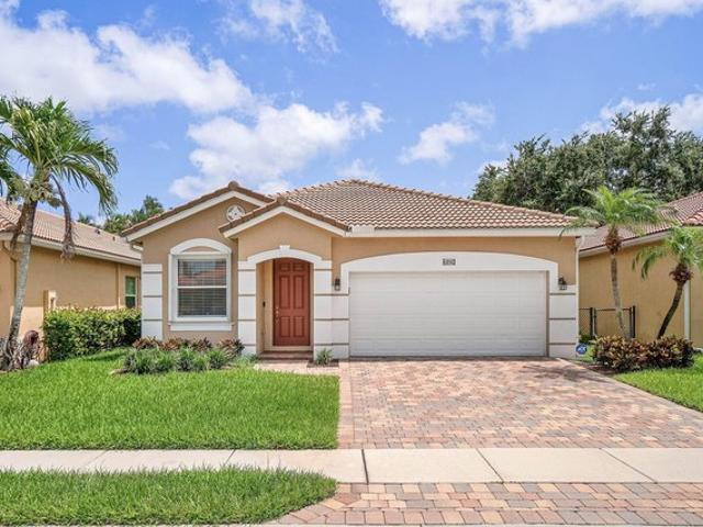 4250 Key Lime Blvd, Boynton Beach, FL 33436