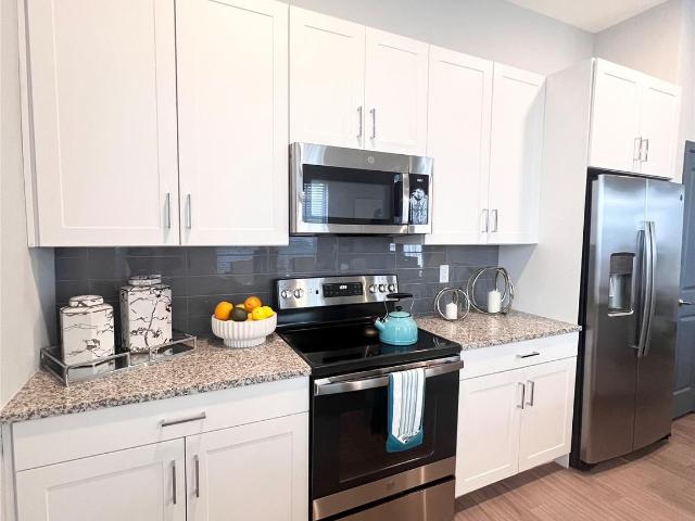 4250 Woodridge Parkway 1068