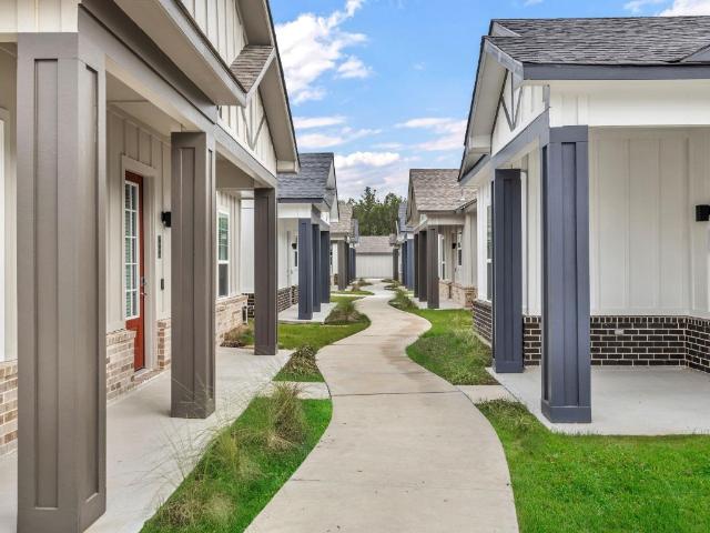 4250 Woodridge Pkwy, Unit 1094, Porter, TX 77365 | MLS #86447 | Compass