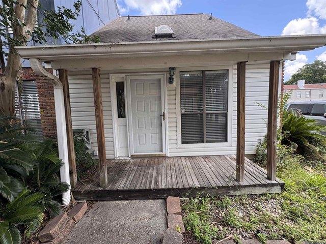 4251 Jefferson Woods Dr, Baton Rouge, LA 70809
