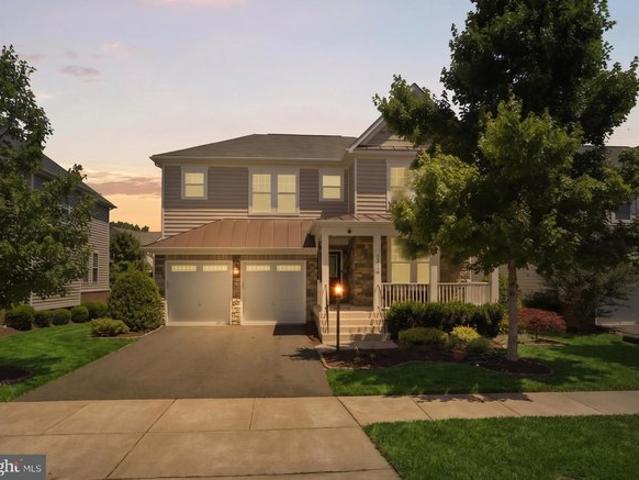 42522 Stratford Landing Dr, Brambleton, VA 20148