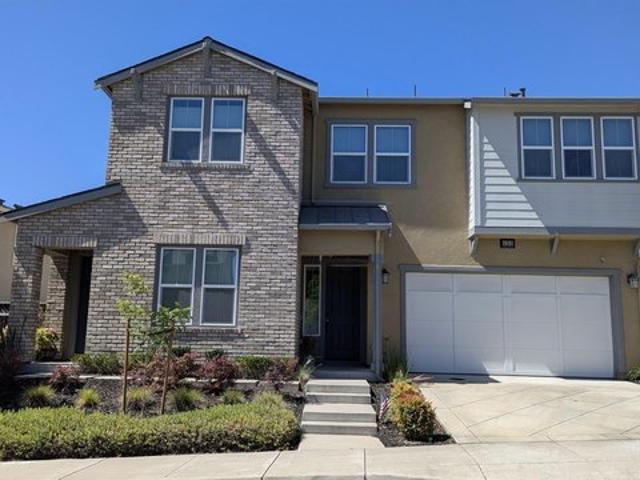 4252 Oak Knoll Dr, Dublin, CA 94568
