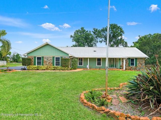 4252 Alpine Rd, Land O' Lakes, FL 34639