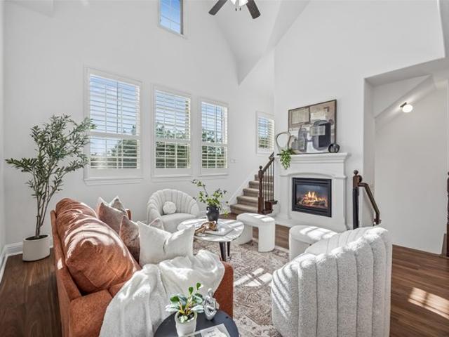 4252 Charles Rd, Carrollton, TX 75010